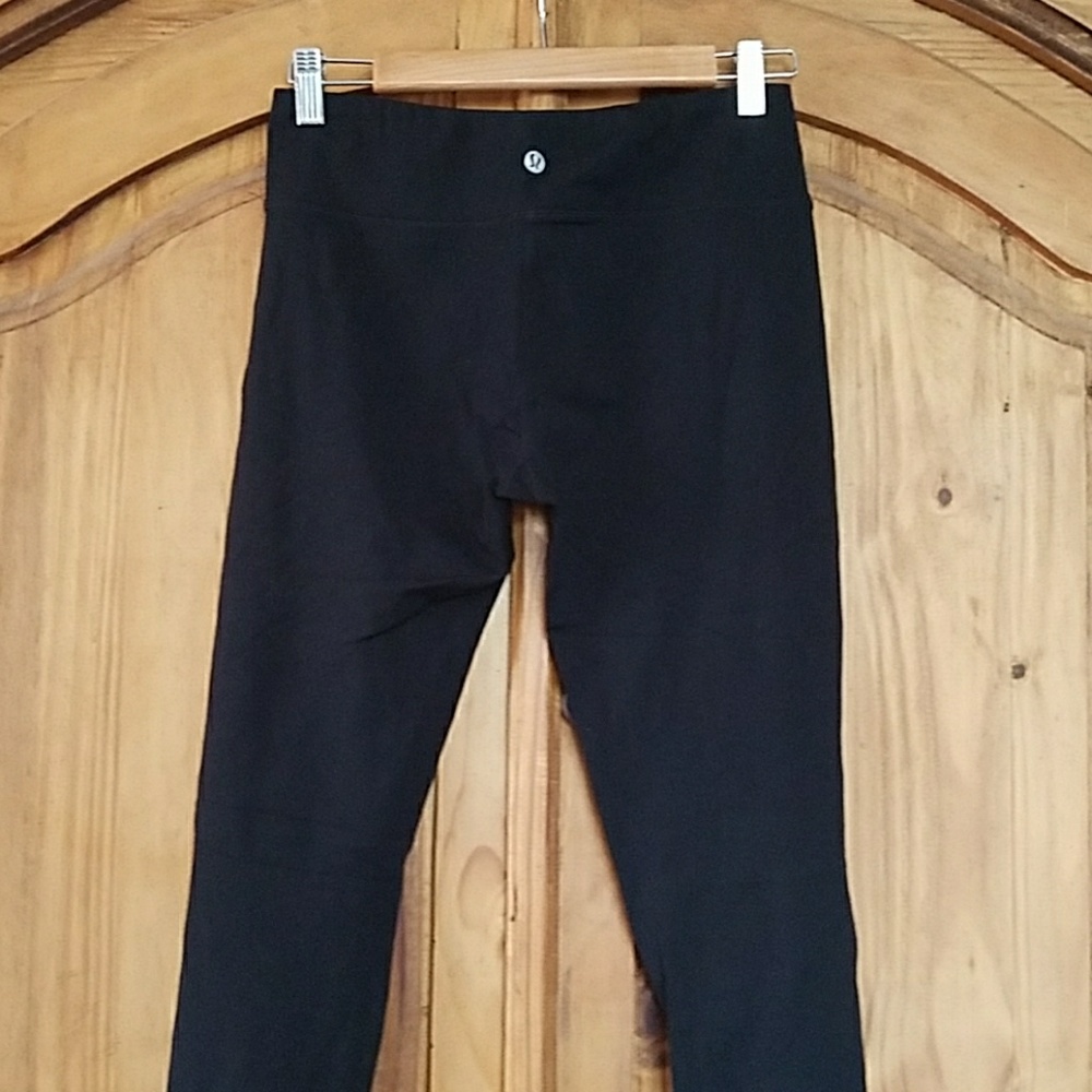 Lululemon Low Rise 8 - Gem